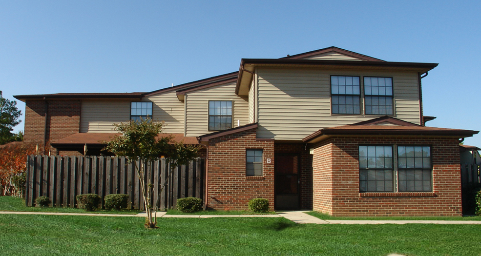 Military Housing Available to Qualified Single Soldiers